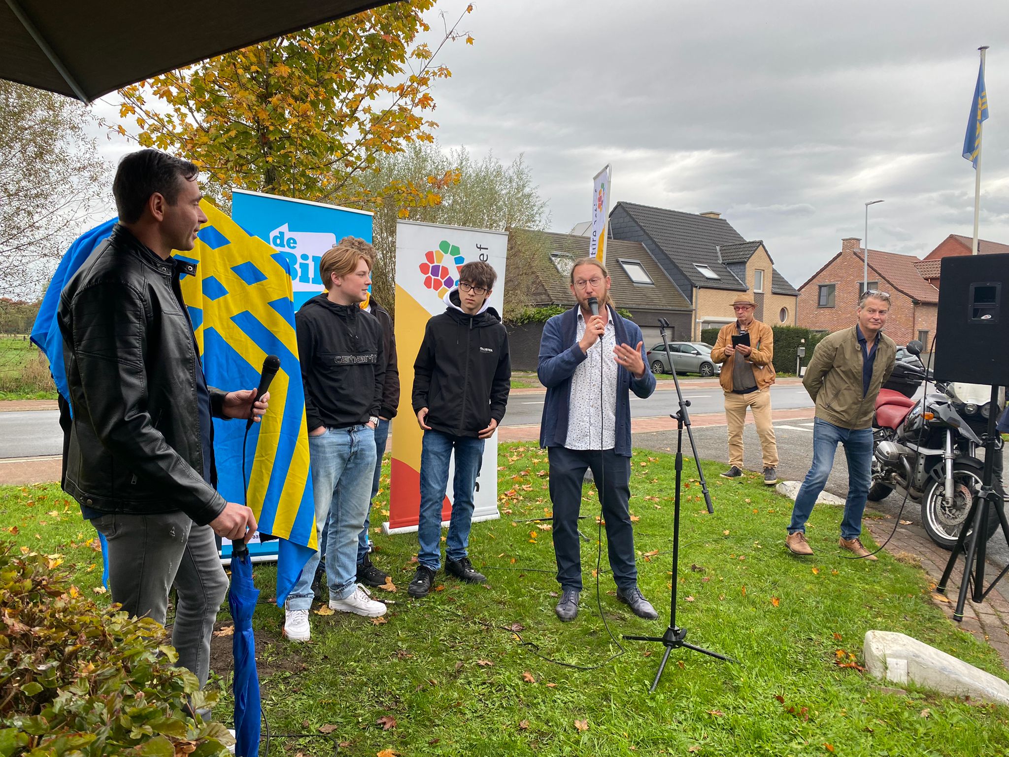 Opening boekenruilkastjes - Broederschool Stekene